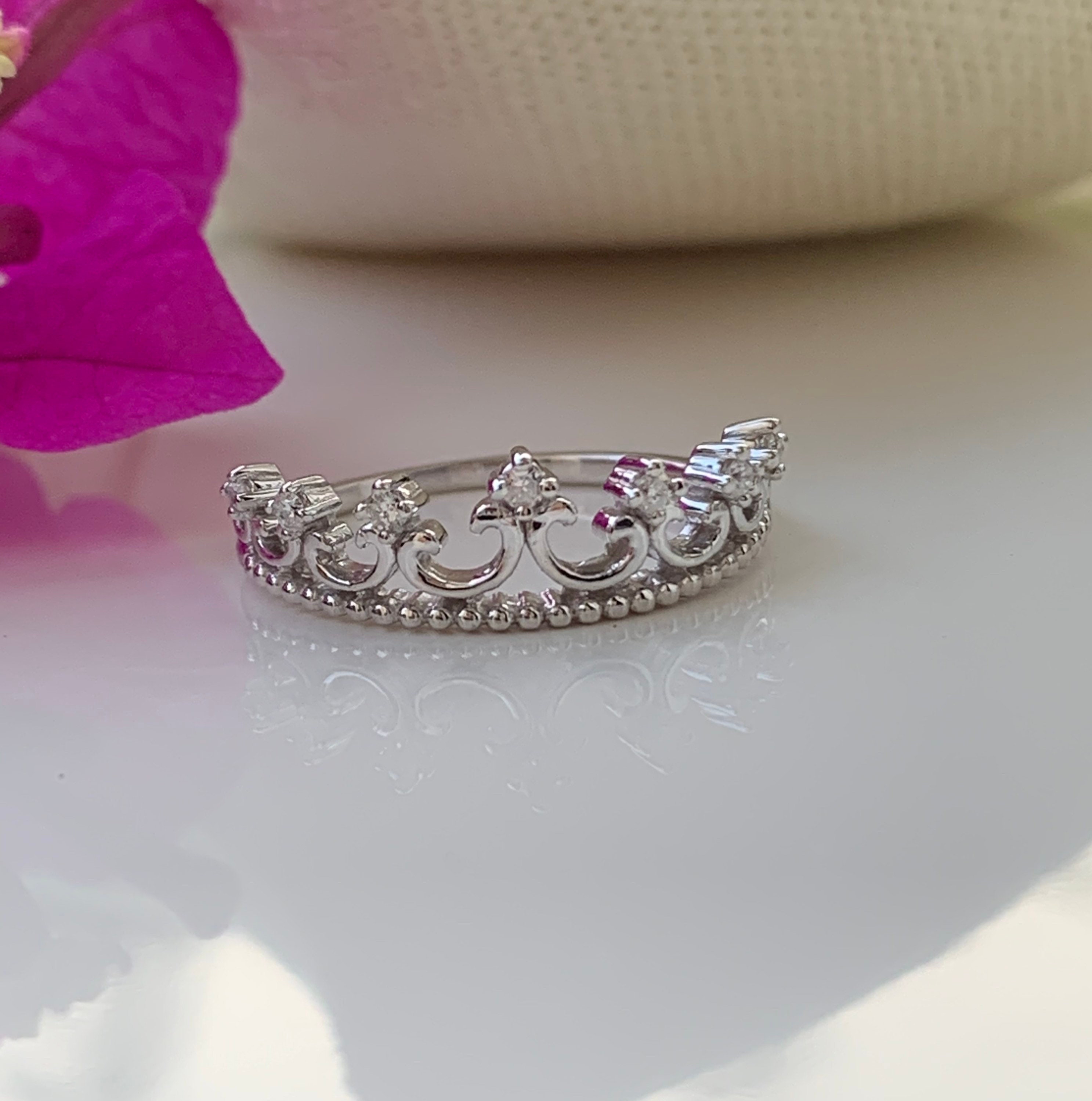 Crown Diamond Ring in 14k White Gold - Etsy