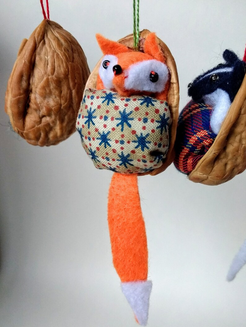 Walnut Shell Animals Decorations - Etsy