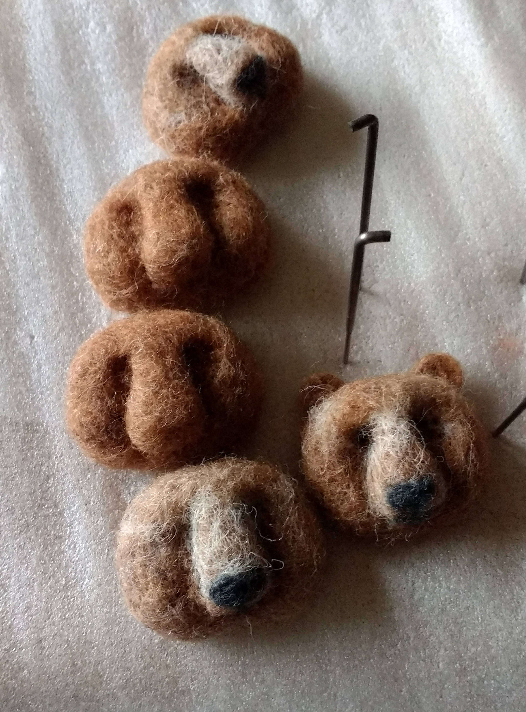 Beautiful Needle- Felted Animal Face Brooches - Etsy