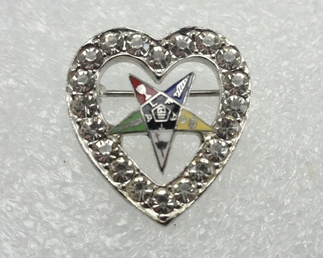 OES Heart Brooch Enamel Center 1980's - Etsy España