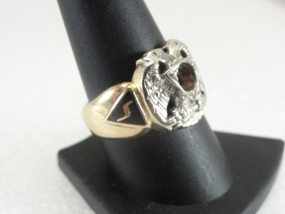 14k Scottish Rite Masonic Full Mount Ring Size 10 - Gem