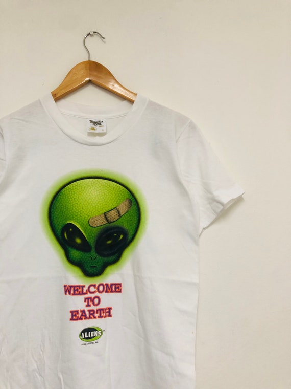 Vintage Original 90’s Alien “Welcome To Earth 1996 T-… - Gem