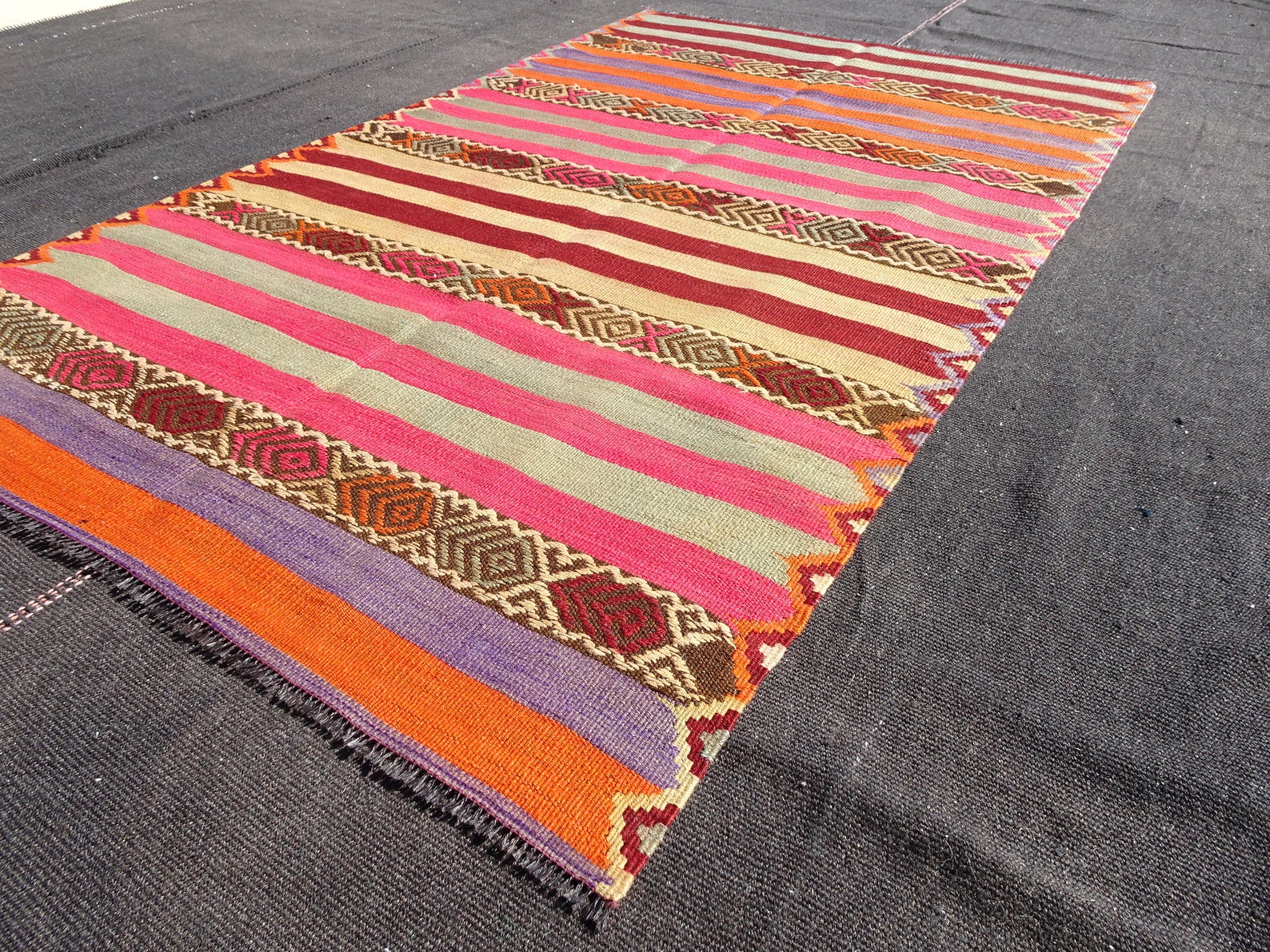 Pink Stripe Rug,4,3x6,11 Feet 130x210 Cm Striped Beautiful Colours ...