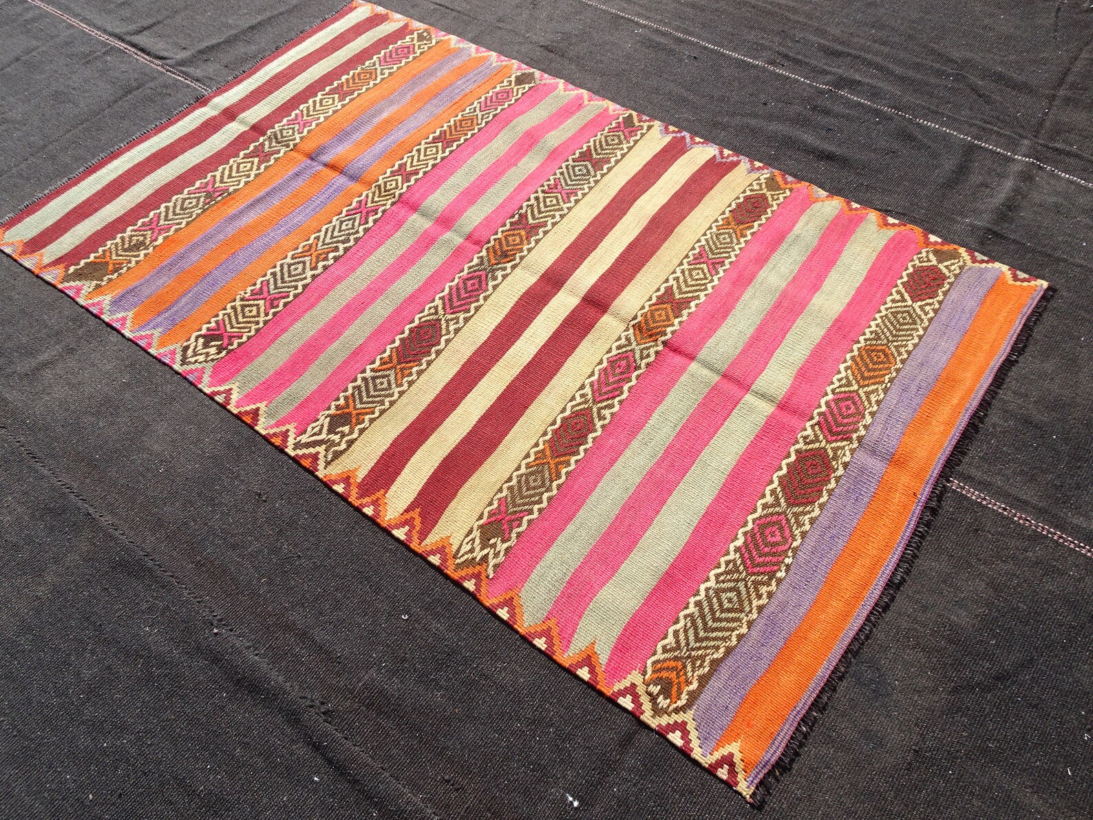 Pink Stripe Rug,4,3x6,11 Feet 130x210 Cm Striped Beautiful Colours ...