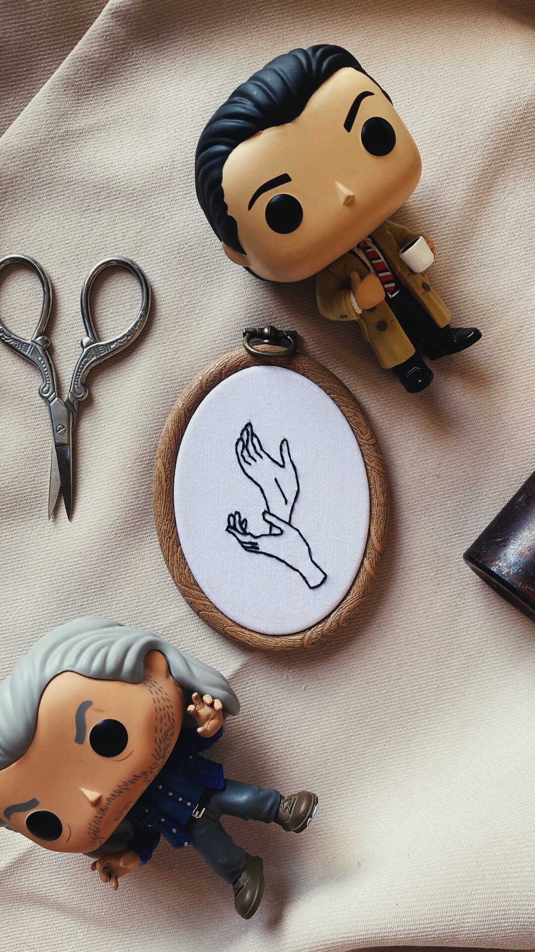 Twin Peaks meanwhile Hands Embroidery Laura Palmer Dale Cooper David ...