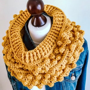 Renaissance Crochet Cowl PATTERN / Crochet Pattern / Bobble Cowl ...