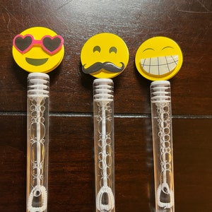 Emoji Bubble Favor, Emojis Bubble Tube Wand, Emoticons Party Favor ...