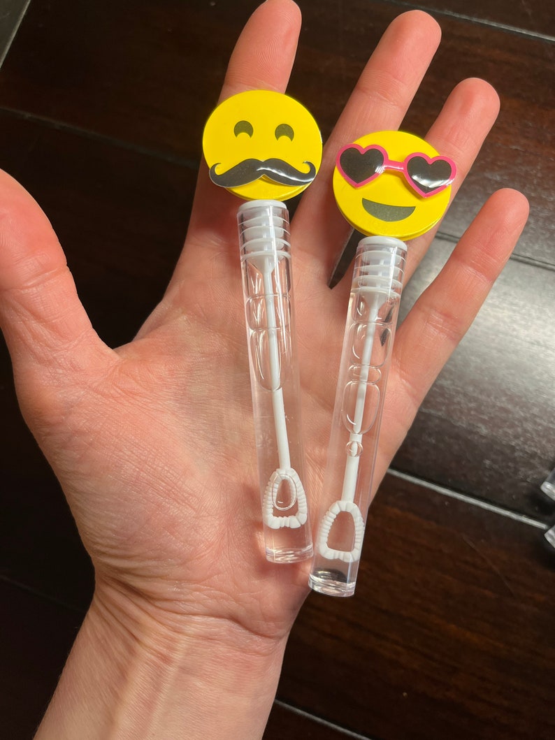 Emoji Bubble Favor, Emojis Bubble Tube Wand, Emoticons Party Favor ...