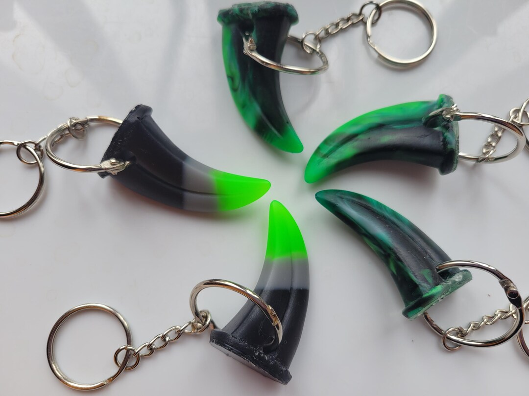 Green Collection - Dragon Claw Keychains - Jayecreations - Etsy