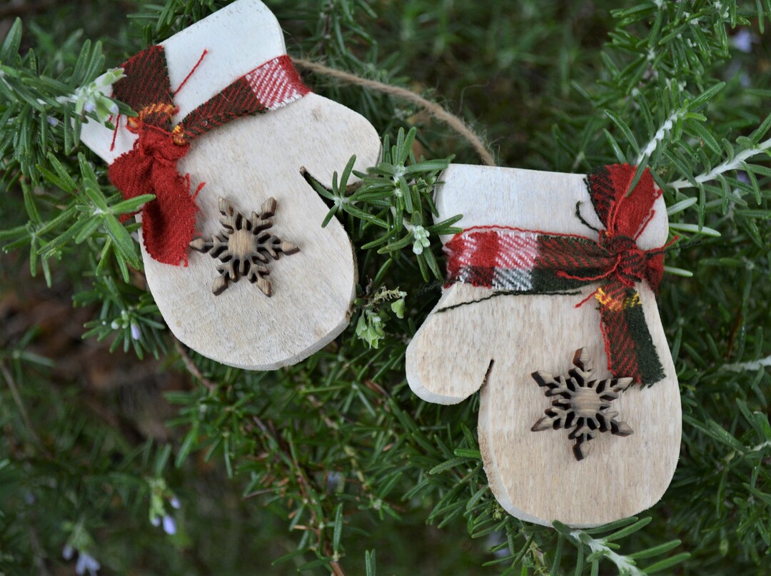 Rustic Set of Mittens Ornament 3.5"h/set of Wood Mittens Ornament ...