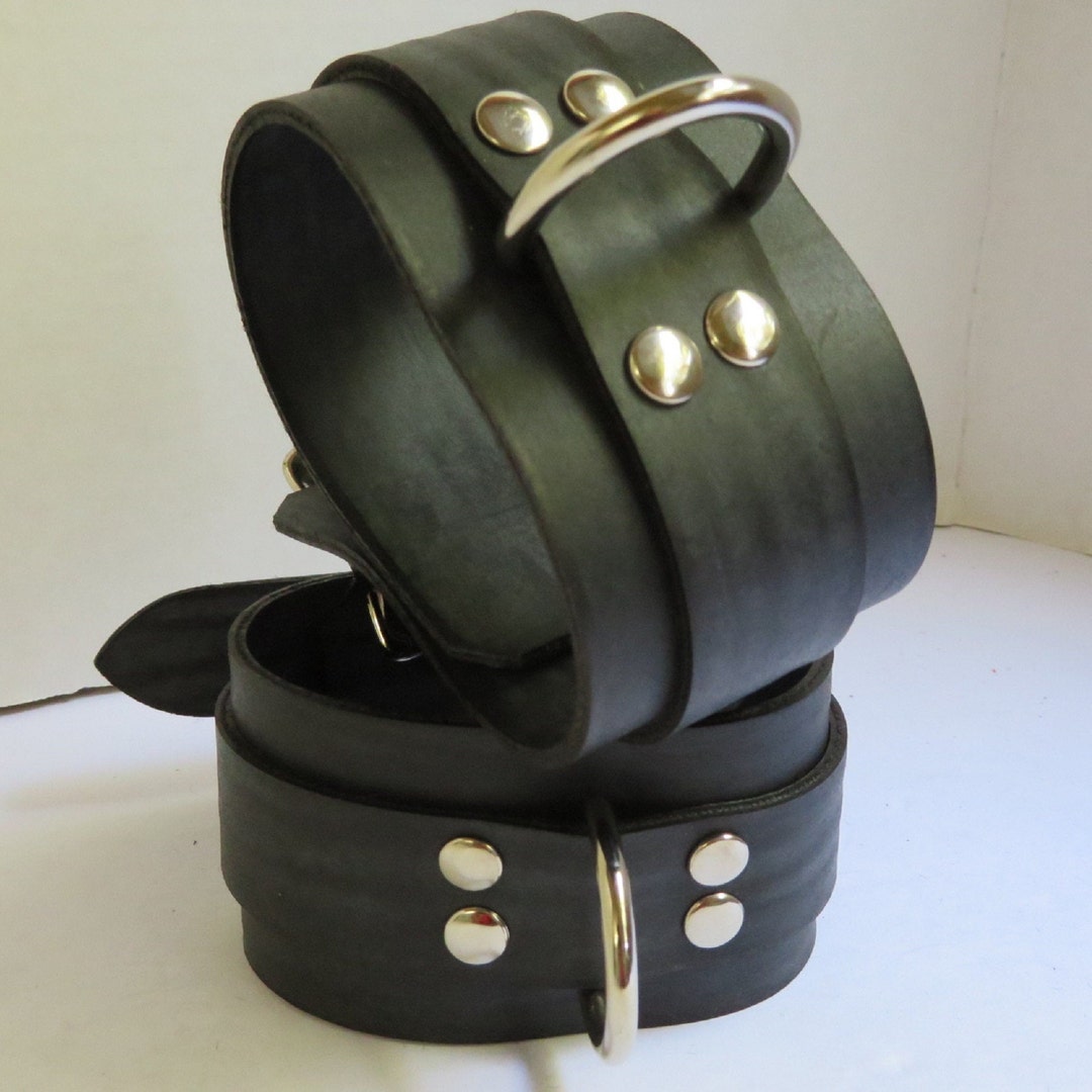 Rubber Cuffs Wrist or Ankle Cuffs, 2 Rubber Locking Angled Corners ...