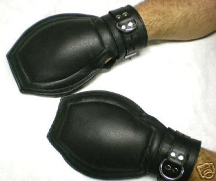 MATURE Bondage Mitts Locking Leather Mitts Bondage Wrist - Etsy