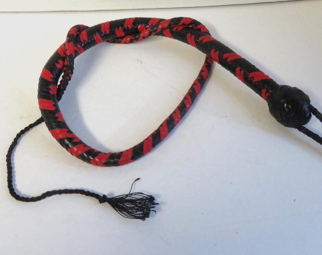 Handcrafted Leather Single Tail, Black and Red Whip, 36" - Etsy