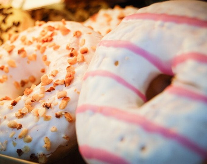 Doughnut Shop Fragrance Oil for Candles, Soap, Diffusers, Wax Tarts ...