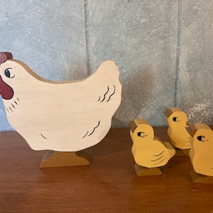 Wooden Hen and Chicks - Etsy