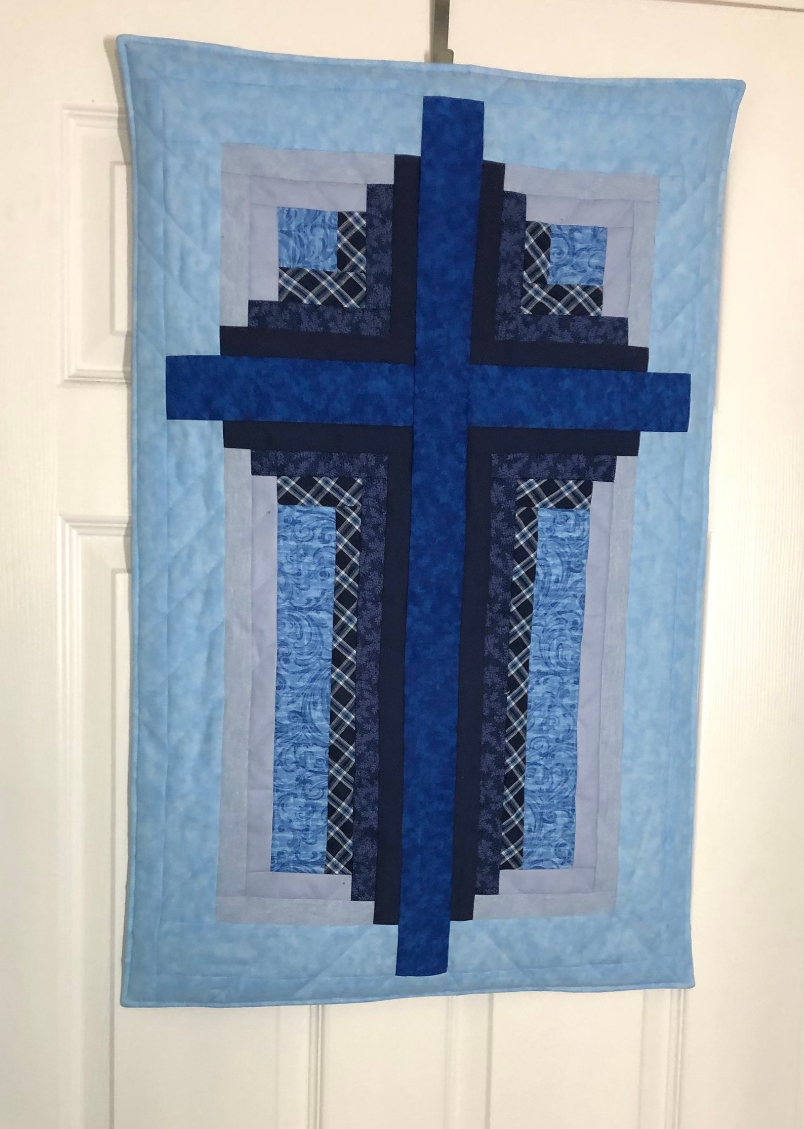 Log Cabin Cross Wall Hanging - Etsy