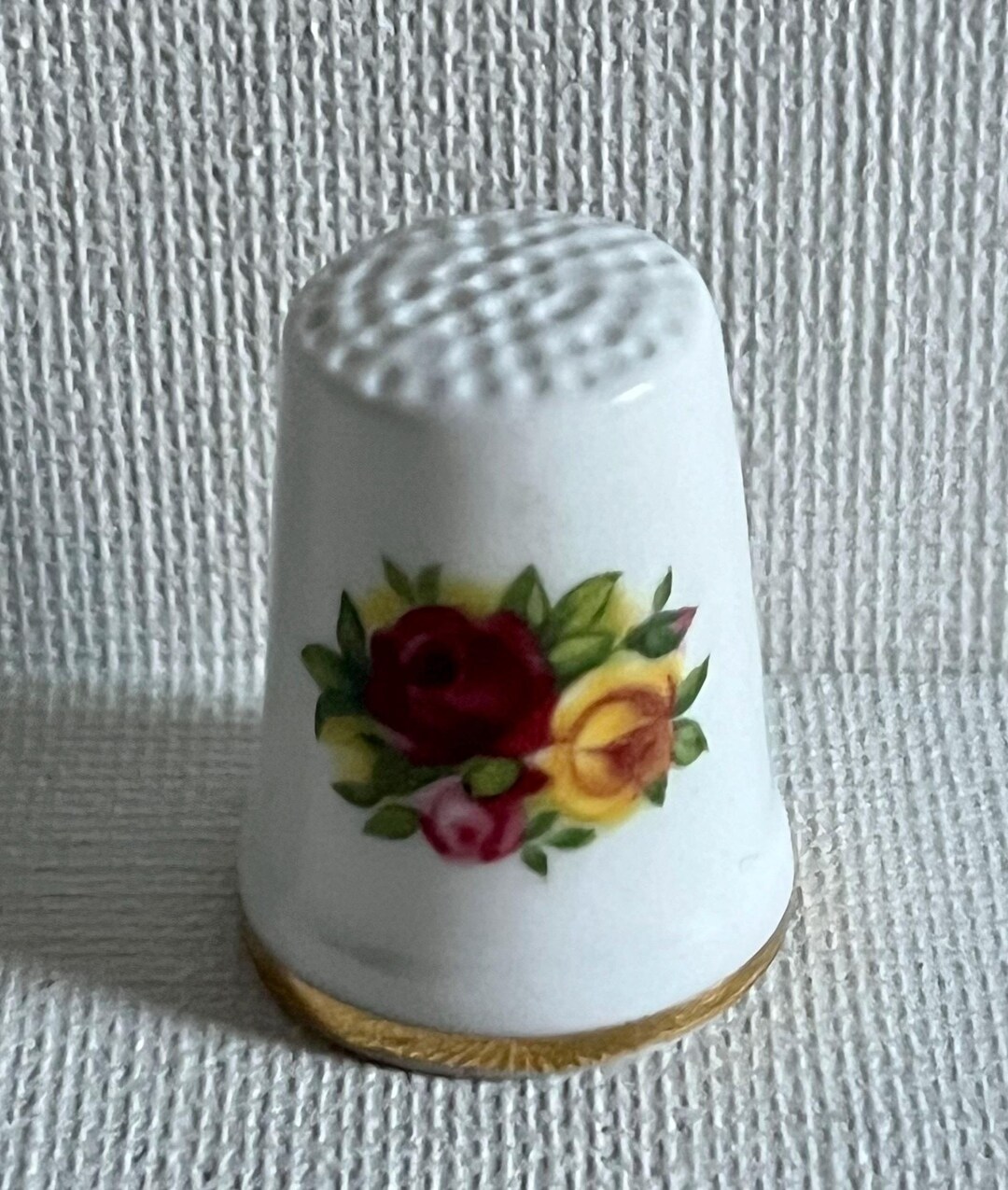 Royal Albert Thimble England Old Country Rose Bone China England Sewing ...