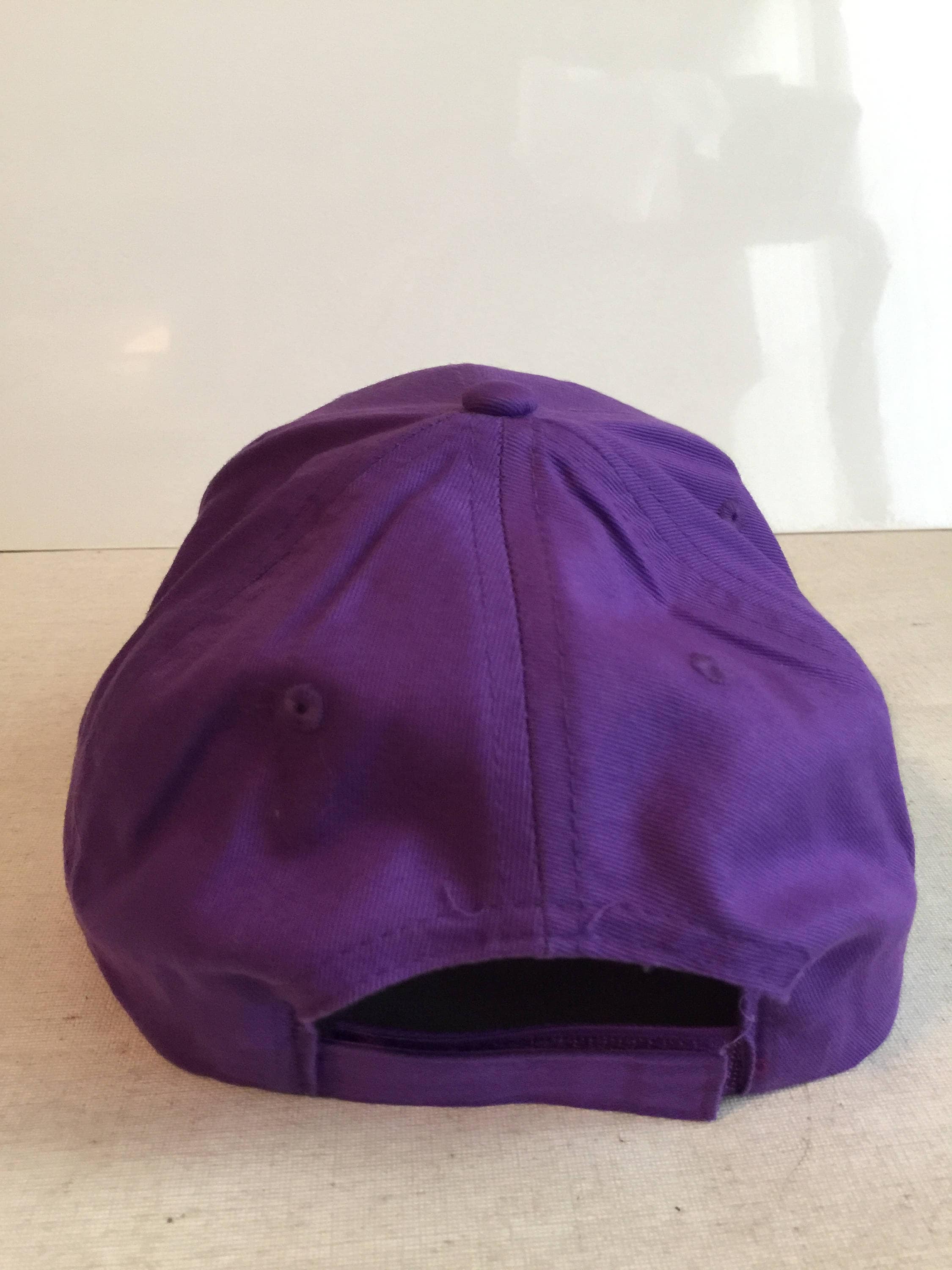 Custom Embroidered Guitar Heartbeat Cap - Etsy