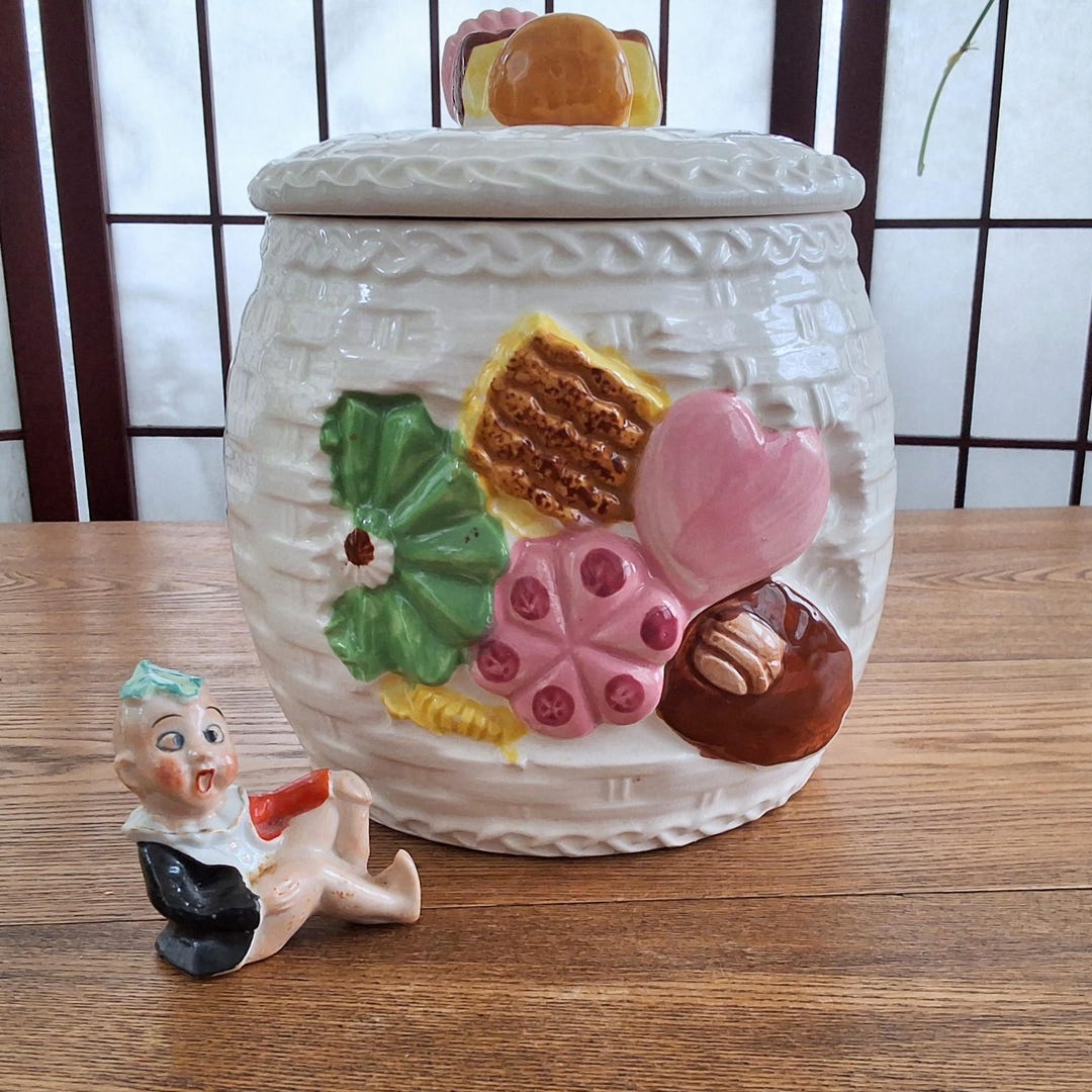 Vintage Made in Japan White Basket Weave Ceramic Round Cookie Jar With ...