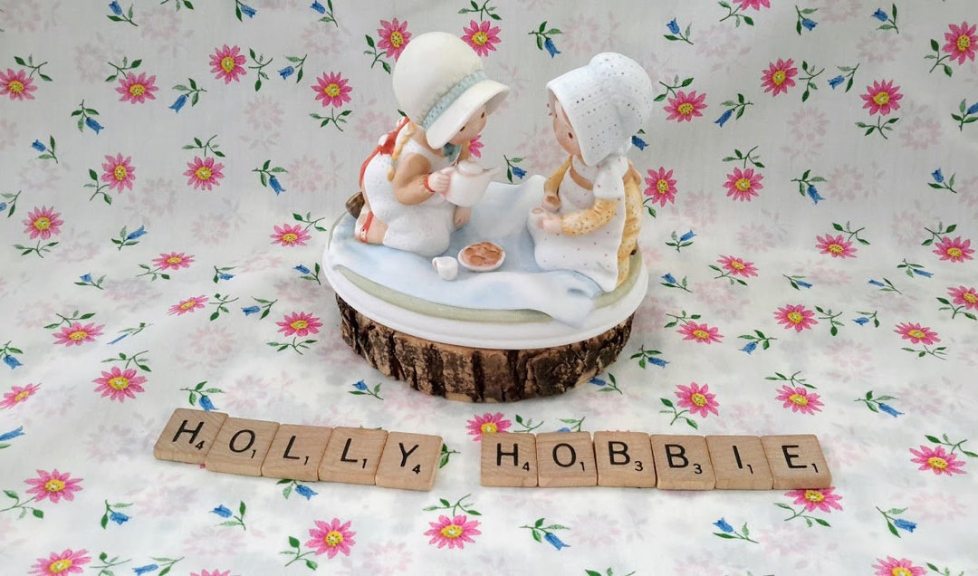 Vintage Made in China Holly Hobbie Bisque Porcelain « Girls Having Tea ...