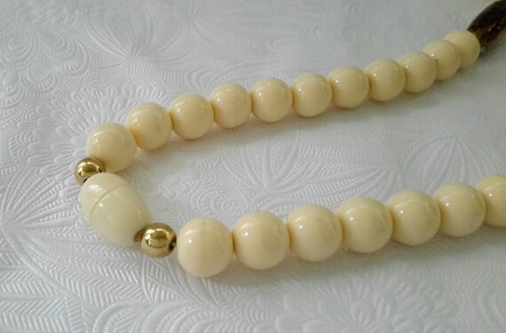 Vintage Safari Style Plastic Ivory Claws Marble Brown… - Gem