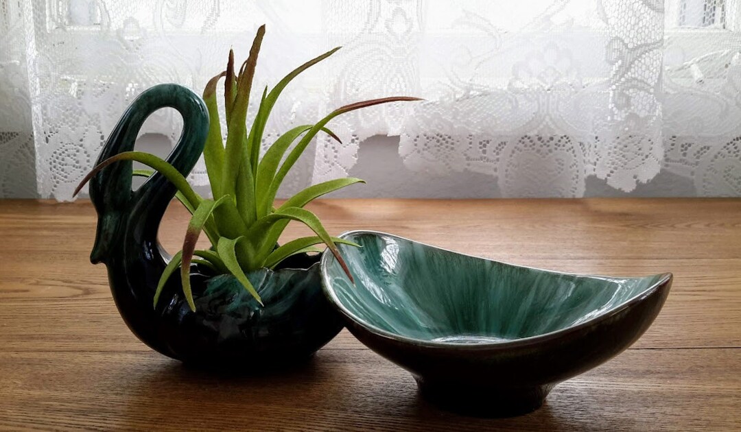 Vintage Red Clay “blue Mountain Pottery Canada” Green Over Black Glaze ...