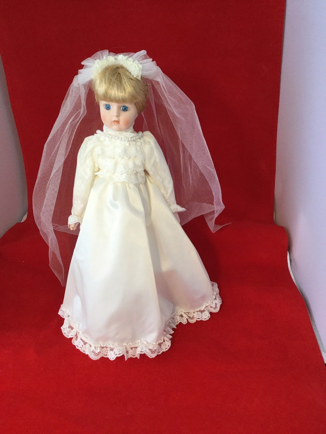 Vintage Bride Doll, Porcelain Bride Doll on Stand, 16 Doll, Heritage ...