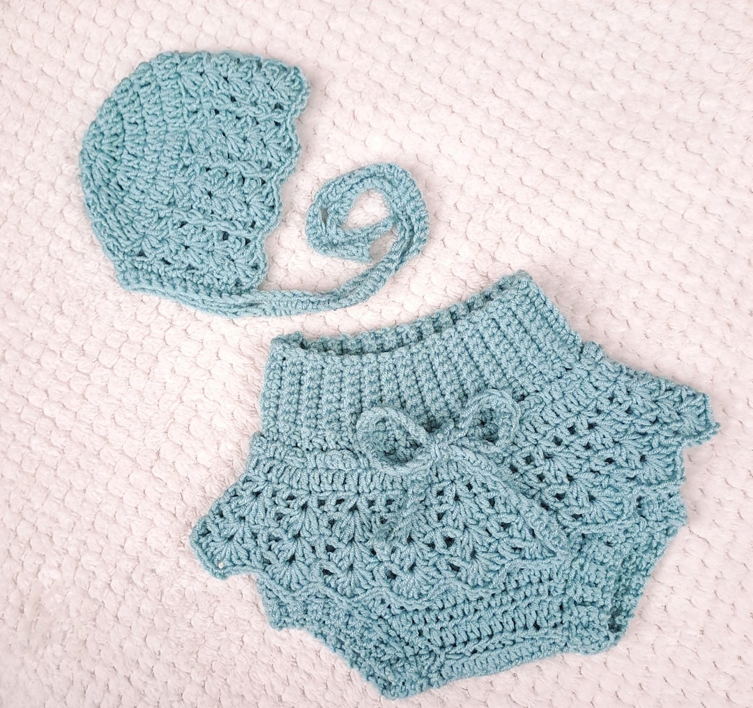 Crochet Baby Bloomers and Bonnet Set Pattern: Newborn to 18 Months (PDF ...
