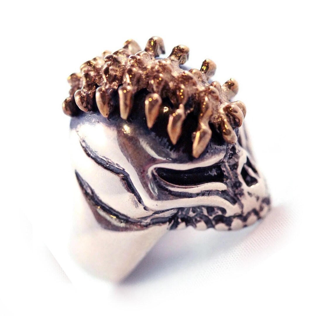 Wormy Skull Sterling Silver Ring - Etsy