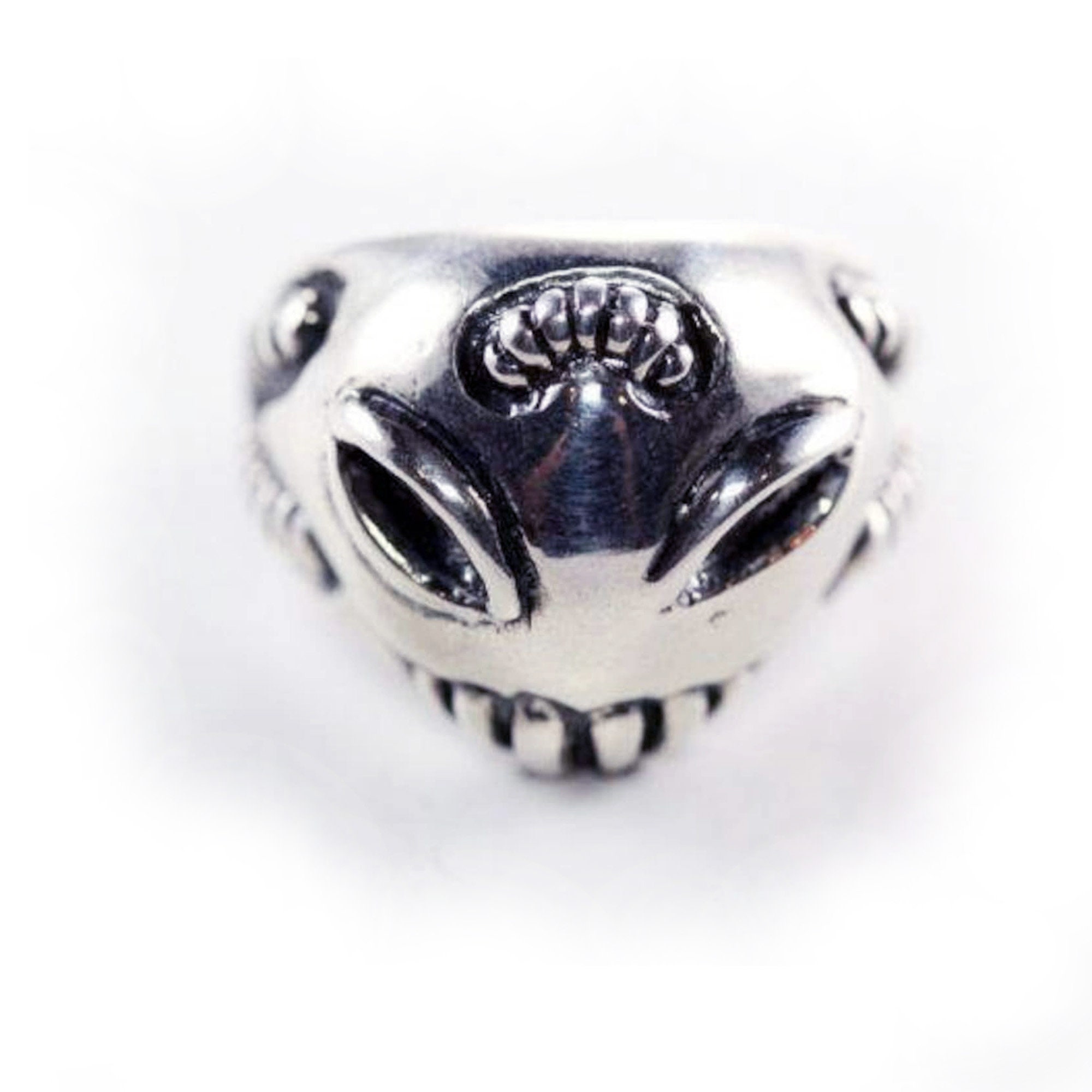 Sterling Silver Alien Ring - Etsy