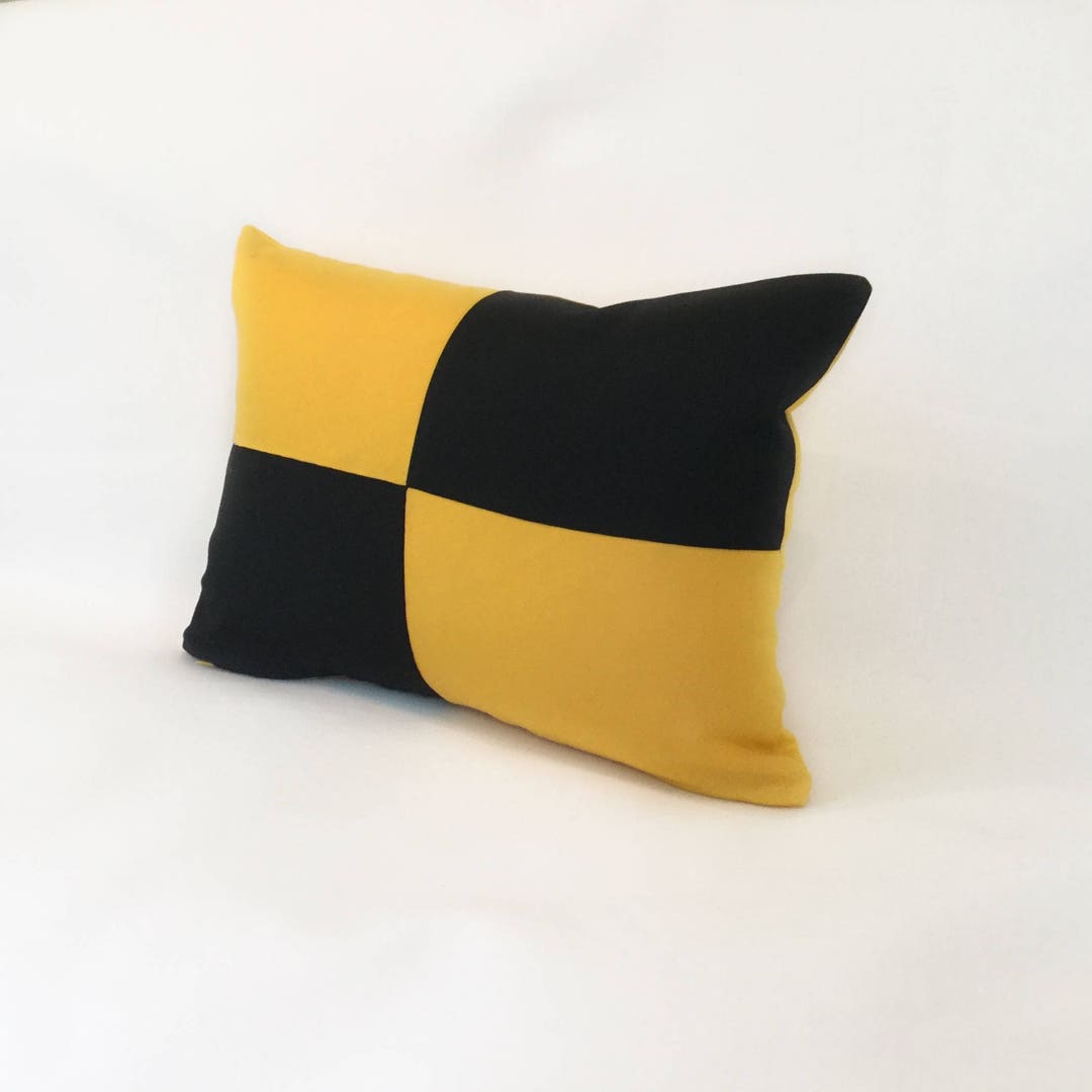 L Nautical Flag Alphabet Pillow - Etsy
