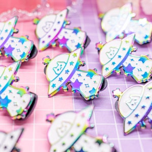 Alien Cat Enamel Pin - Cute Rainbow Metal Enamel Pin, Cats, Animal Pins ...