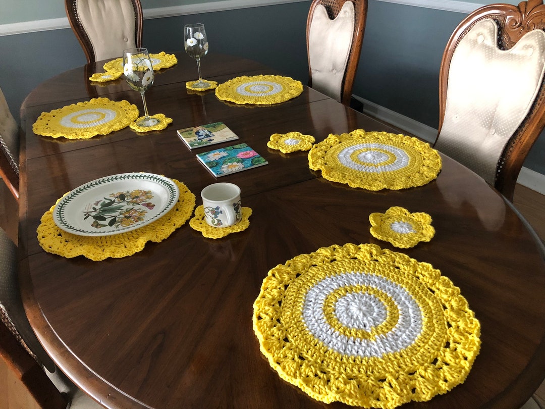 Yellow Placemat Set, Yellow and White Crochet Doilies Spring Table ...