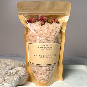 Magnesium Bath Salt With Essential Oils, Turmeric Powder, Bentonite ...