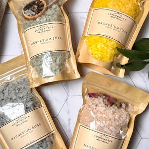 Magnesium Bath Salt With Essential Oils, Turmeric Powder, Bentonite ...
