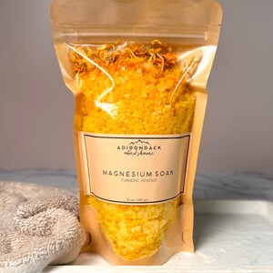 Magnesium Bath Salt With Essential Oils, Turmeric Powder, Bentonite ...