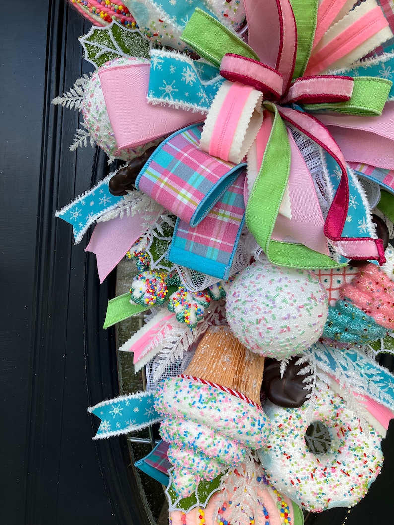 Candy Swag, Sweet Christmas Wreath, Cupcake and Donut Decor, Candy ...