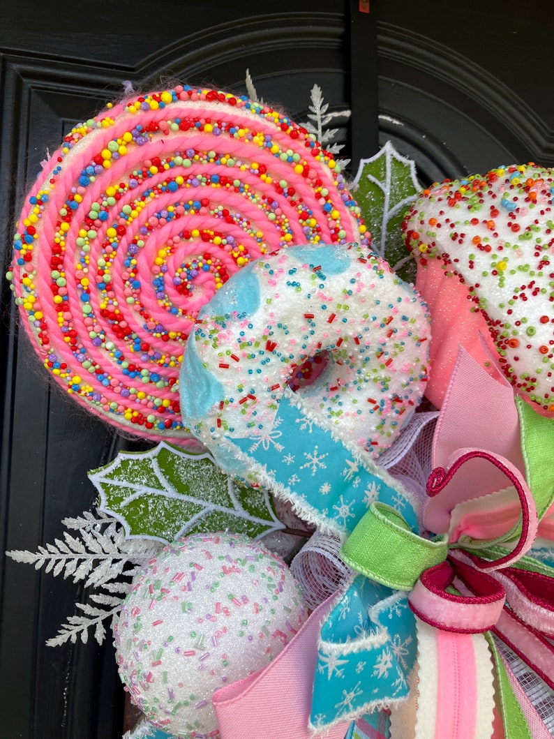 Candy Swag, Sweet Christmas Wreath, Cupcake and Donut Decor, Candy ...