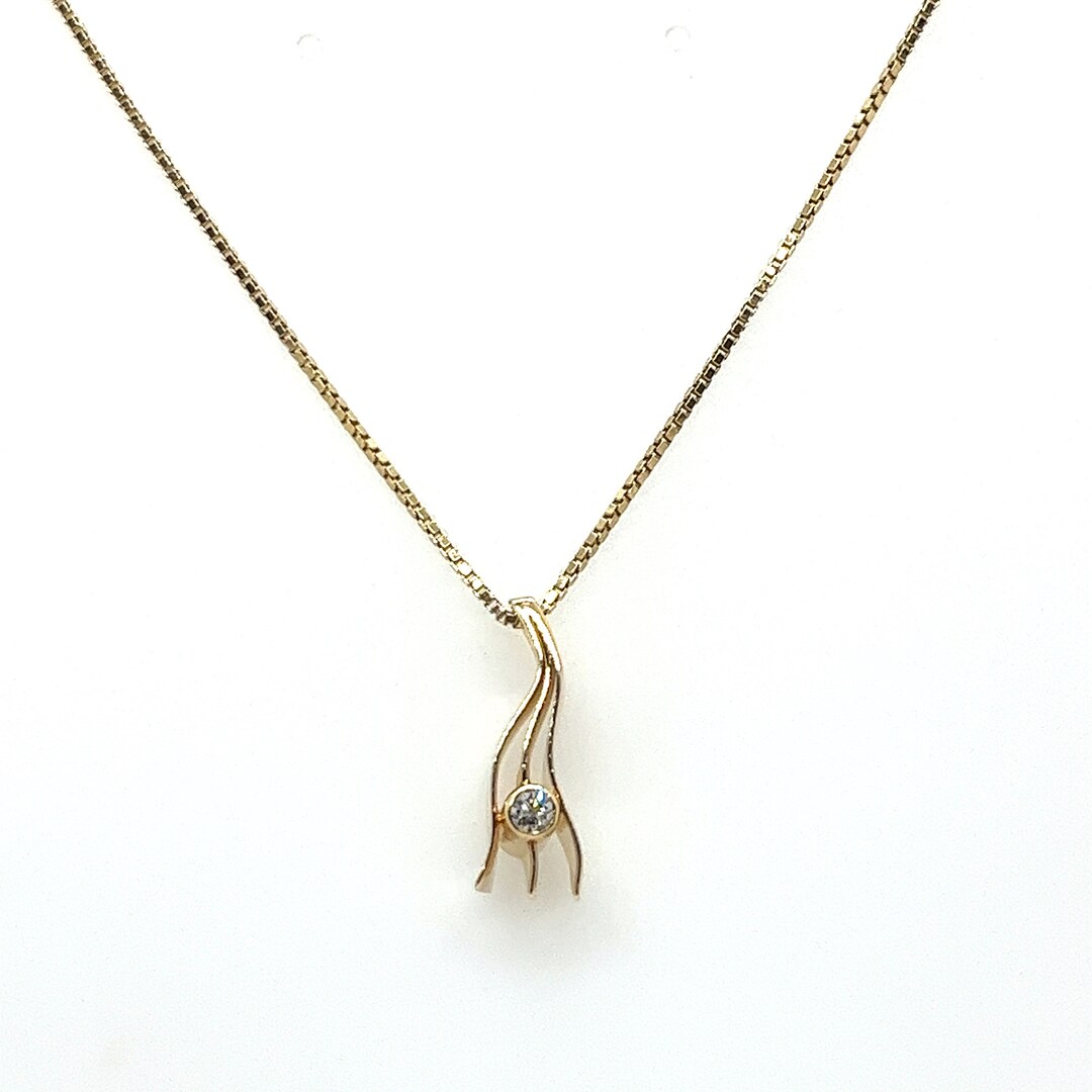 Vintage 14k Yellow Gold Wave Pendant With Round Diamond Hanging on a ...