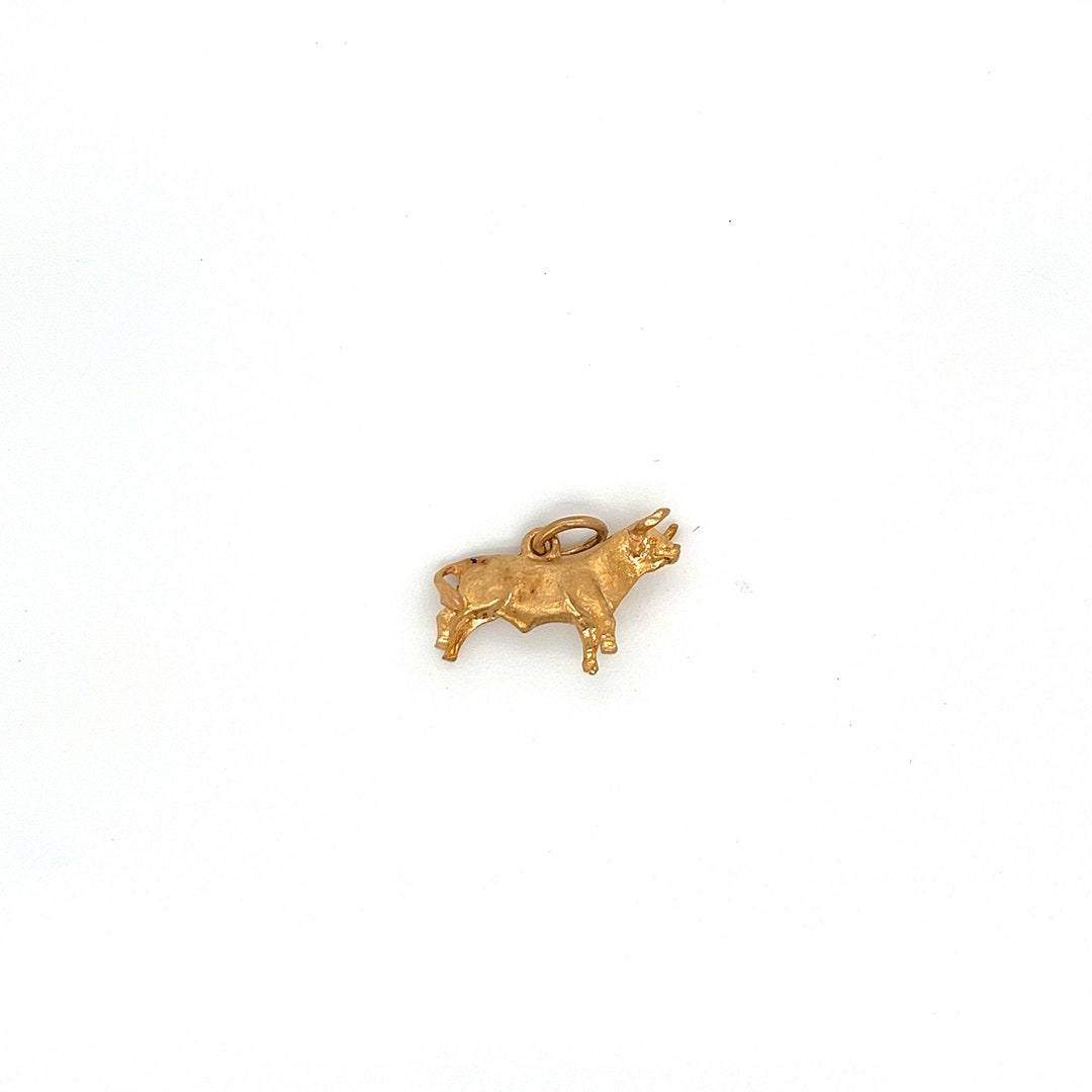 Vintage 18k Yellow Gold Bull Charm - Etsy