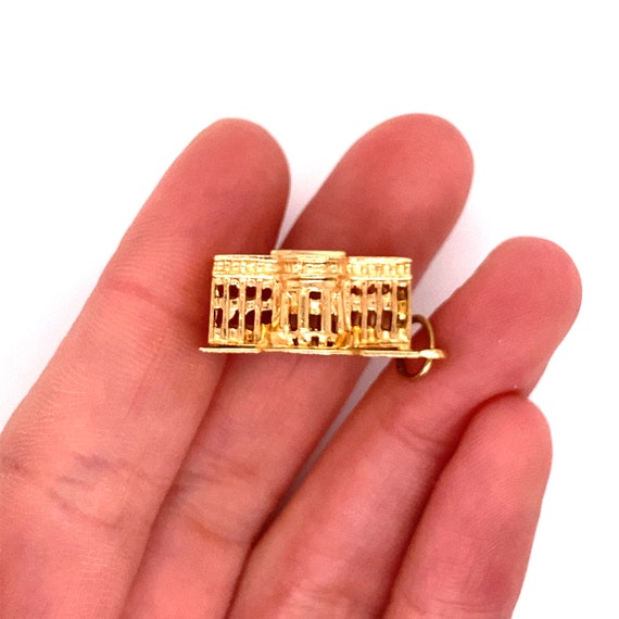 Vintage 14k yellow gold The White House charm - Gem