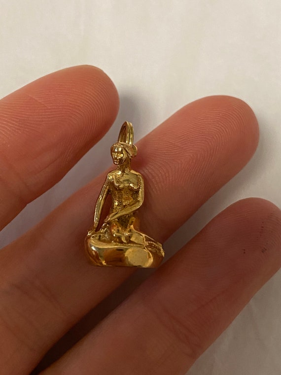 Vintage 14k yellow gold little mermaid charm, mermaid… - Gem