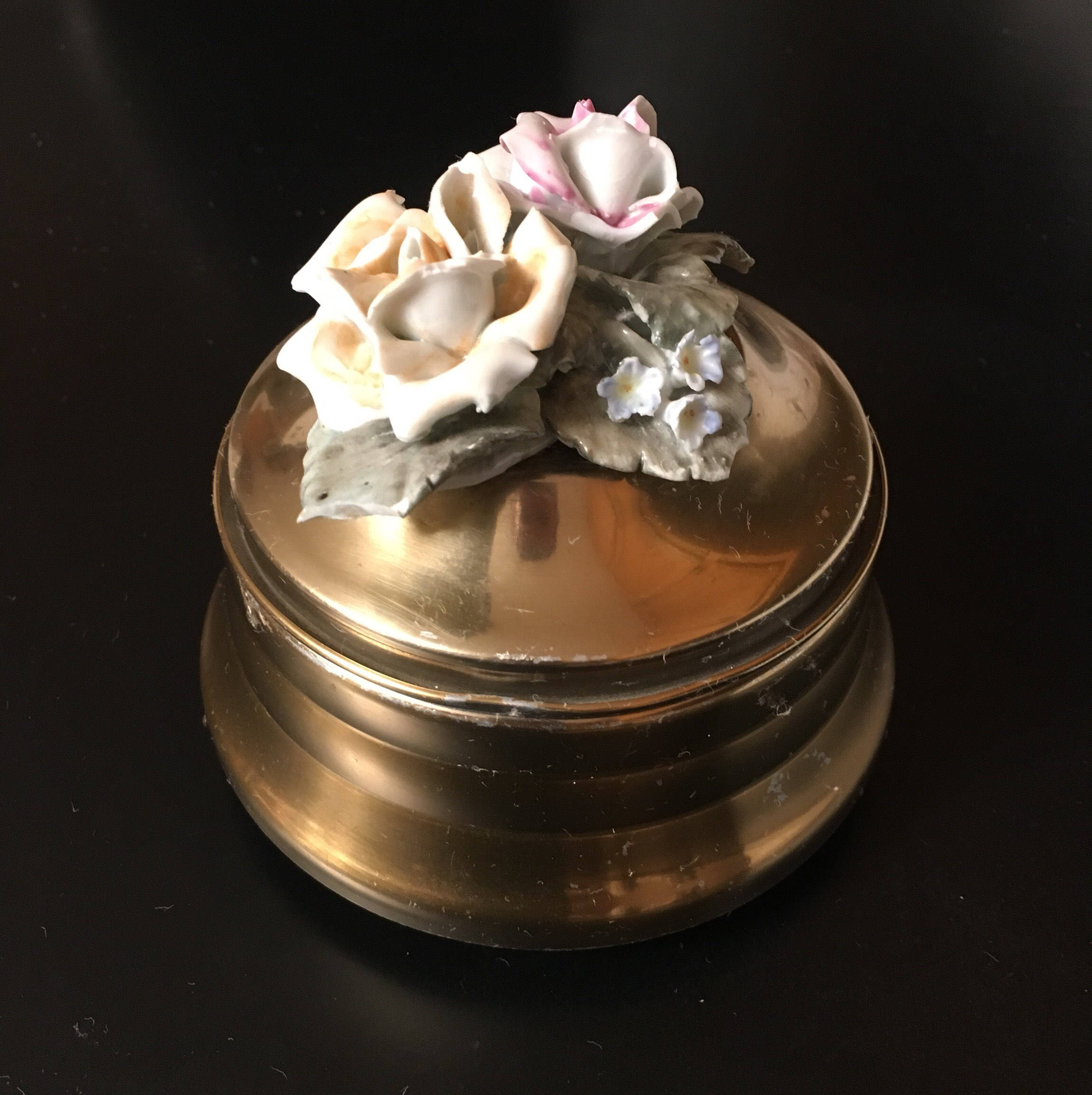 Antique D I Alpen Vanity Musical Powder Box ; Capodimonte; Vintage ...