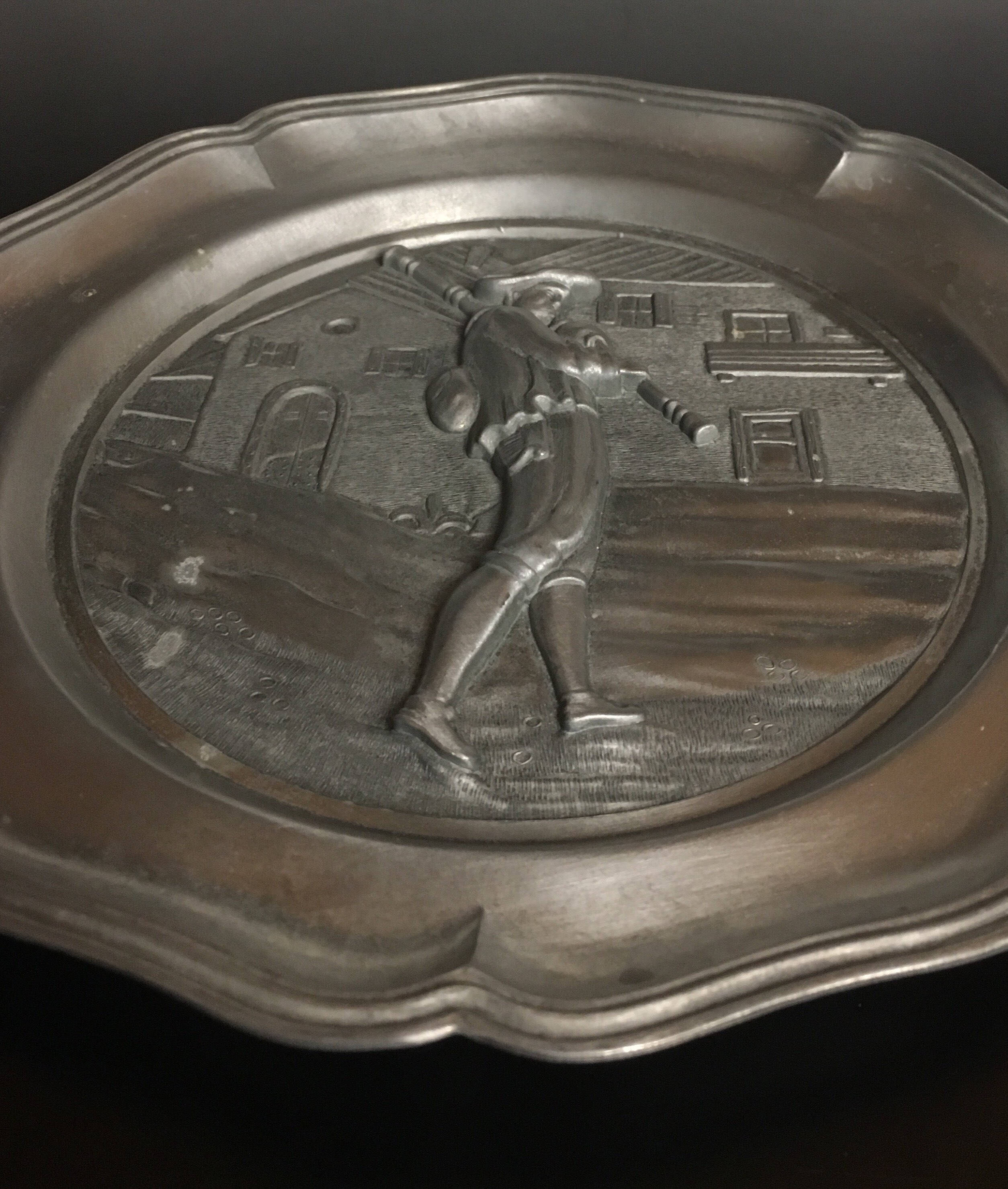 Vintage 95/100 Cast Iron 3D Plate Wall Decor - Etsy