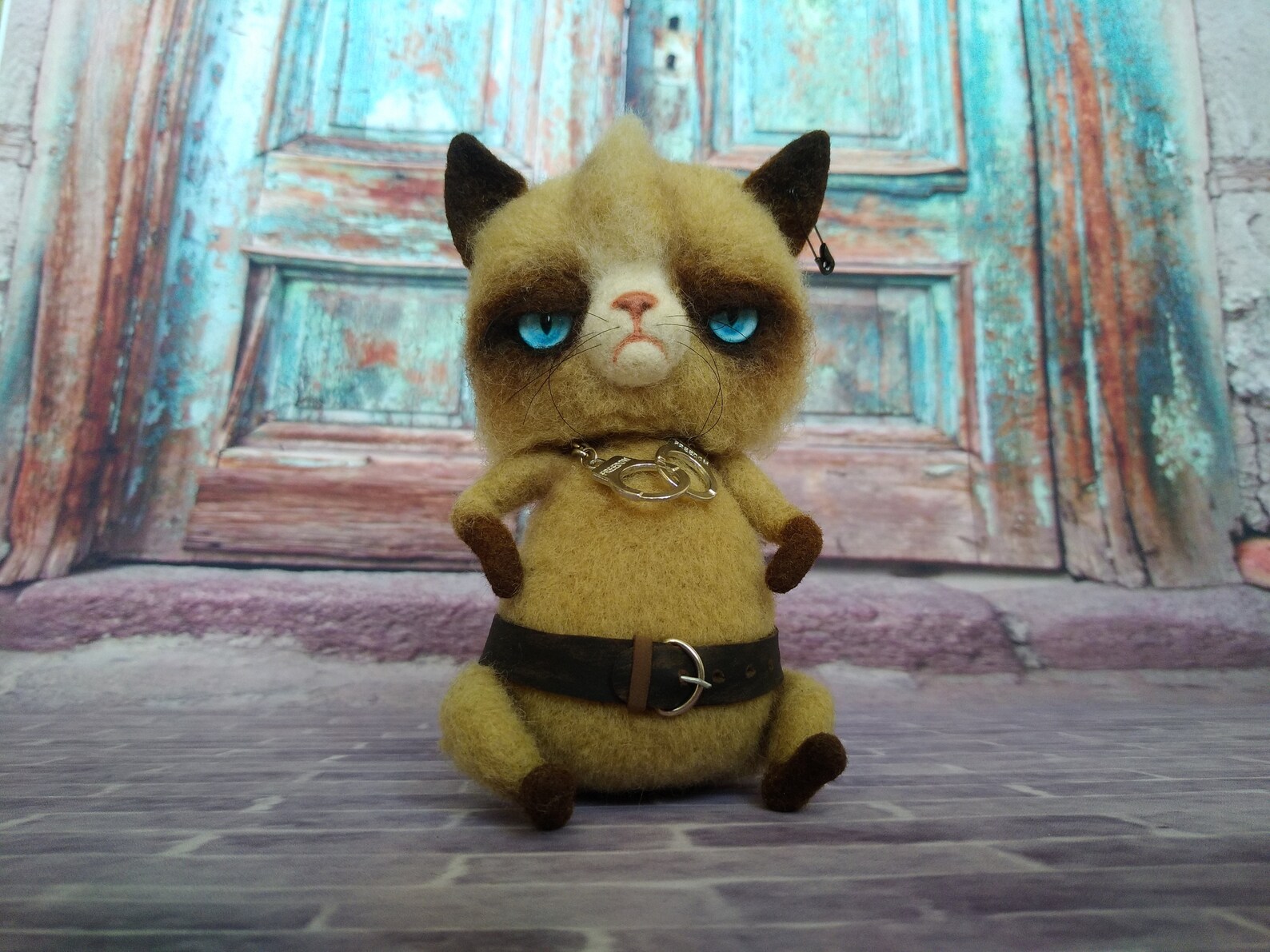 Grumpy Cat toy/ Needle felted cat/ Sad eyes/ Freedom cat/ Sad | Etsy