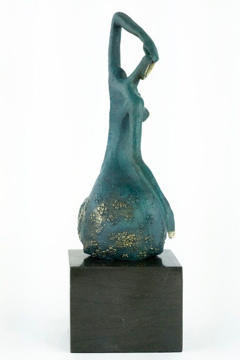 Large Bronze Female Sculpture Abstract Female Statue - Etsy