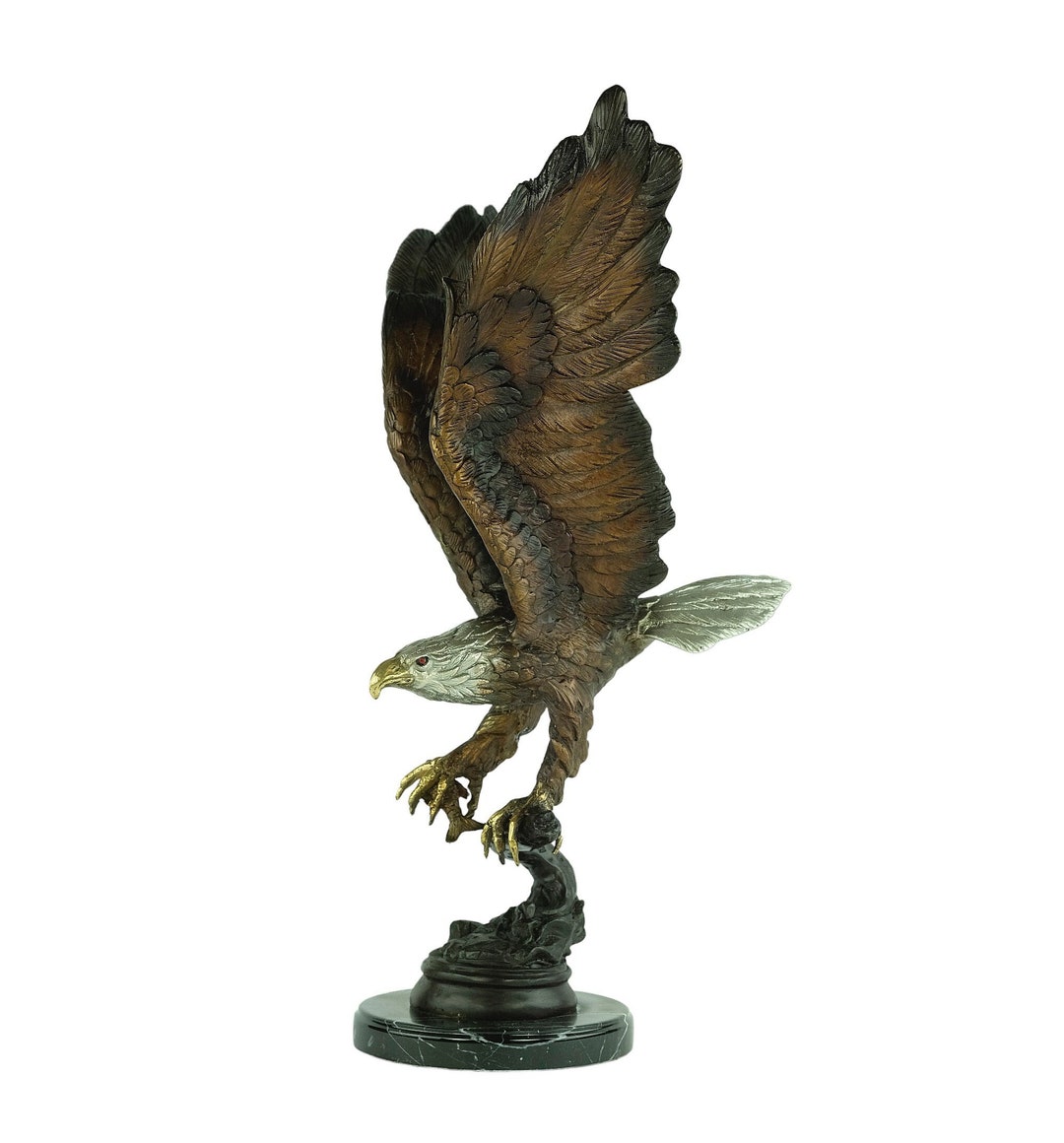 Bronze Sculpture of a Fishing Eagle Wildlife Sculpture Hunting ...