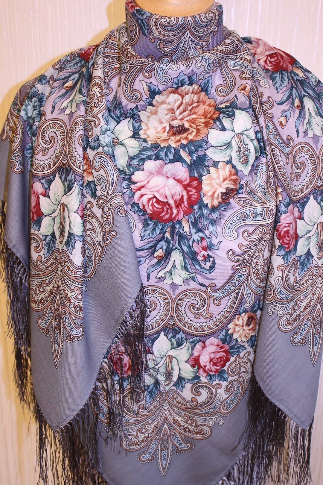 NEW WITH TAGS Luxury Authentic Original Pavlovo Posad Shawl 100% Wool ...