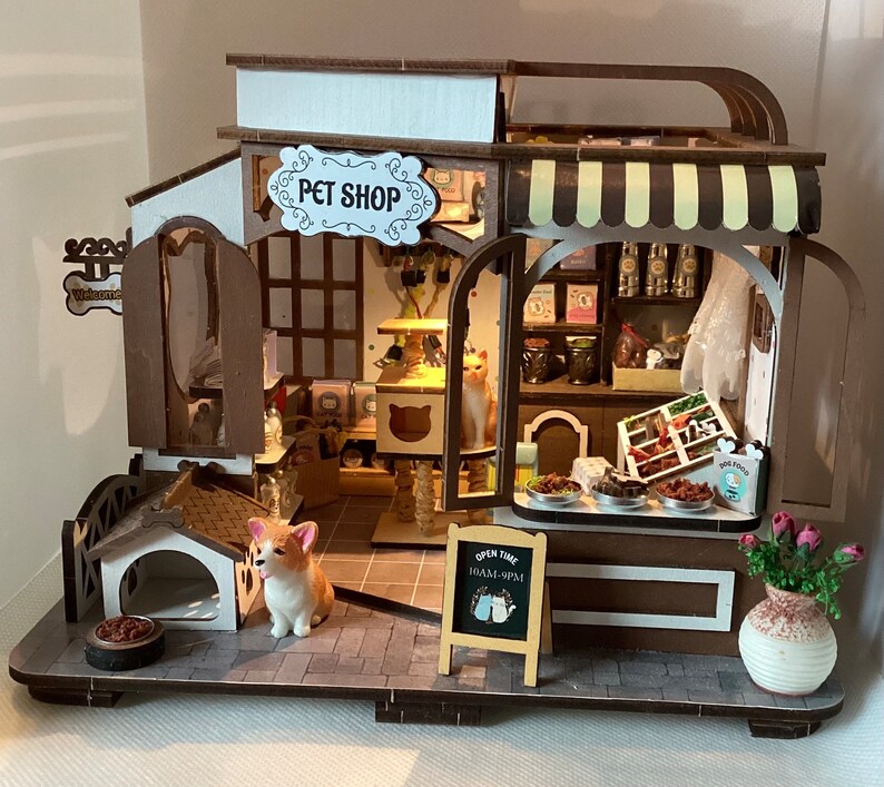 Miniature Diorama Pet Store Completed and Lighted Dollhouse Room - Etsy