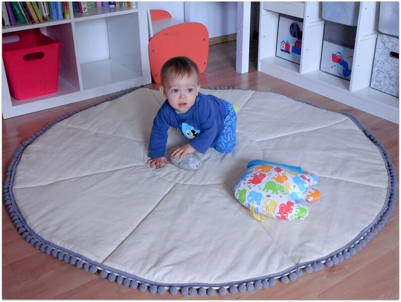 Extra Fluffy 90-150cm 3 5ft Round Playmat with Pom Pom - Etsy